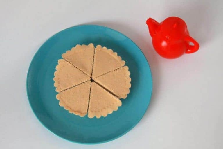 How to sew a felt apple pie