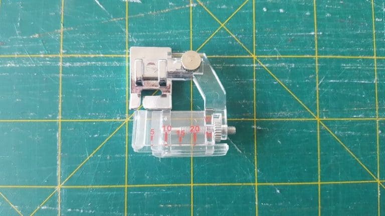 How to use a binding foot