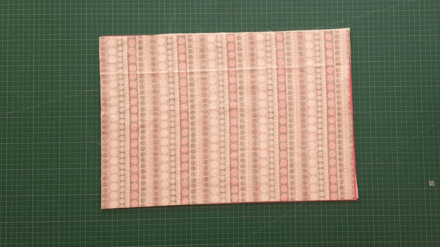 How to sew a Placemat | Quick and Easy Beginner sewing project