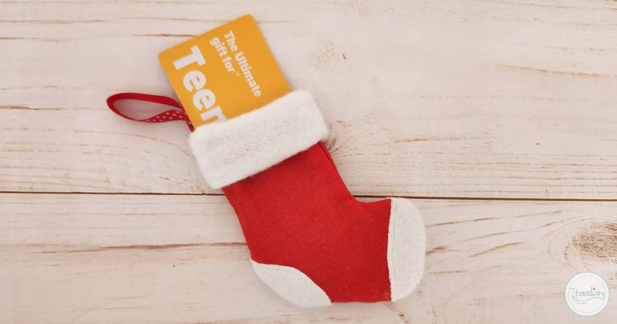Mini Christmas stocking gift card holder sewing tutorial